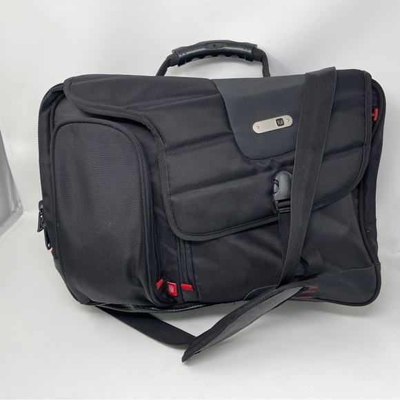Ful | Bags | Ful Commotion Messenger Shoulder Laptop Bag Black | Poshmark